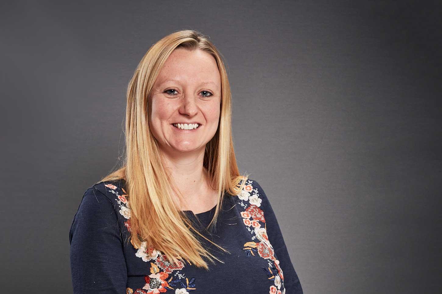 Science Spotlight: Dr Holly Shelton | News | The Pirbright Institute